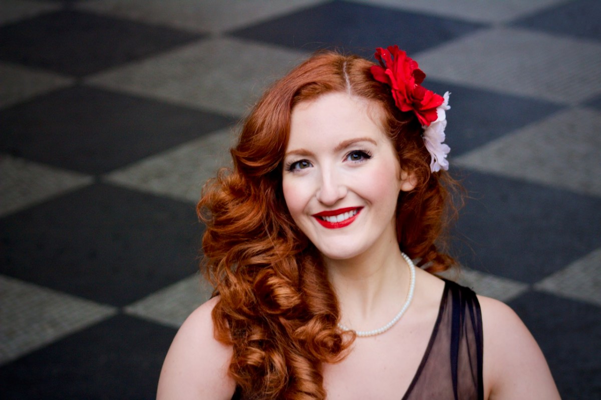 About – Georgina James – Vintage Vocalist
